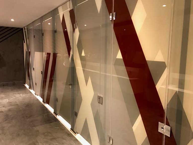 Toilet Cubicle Systems | Ergosystem Flexible Walling Solutions